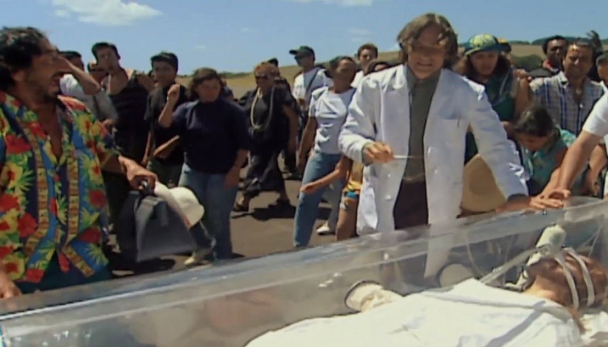 Balbontín regresa a Rapa Nui | TVN