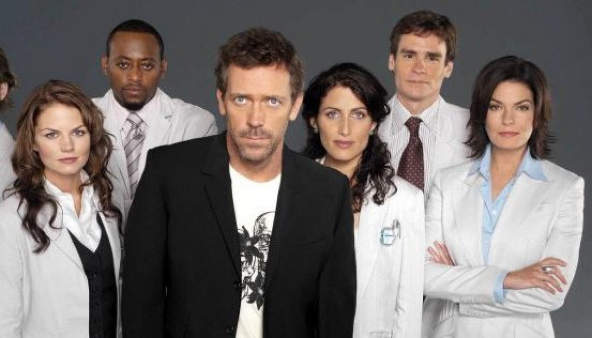 Vuelve a su residencia: Dr. House llega al trasnoche de TVN | TVN