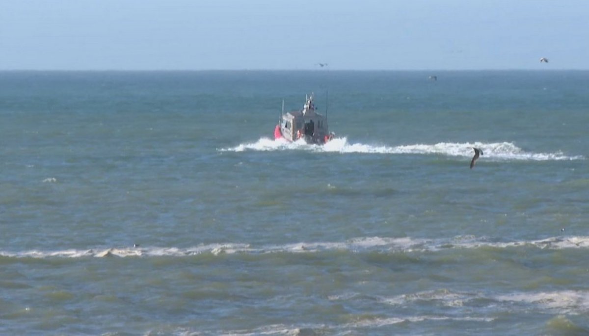 Padre e hijos arrastrados por el mar en Tomé: instruyen a Brigada de ...