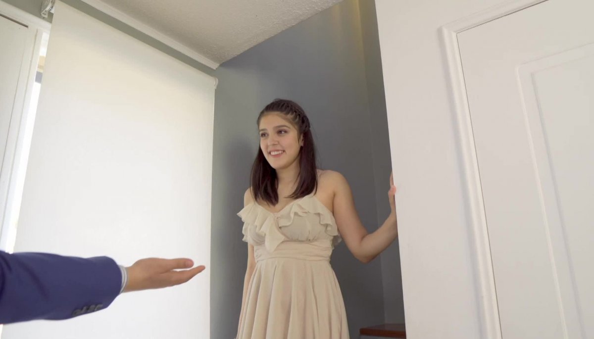 Celeste Capítulo 78: El fin de año y fiesta de los octavos | TVN