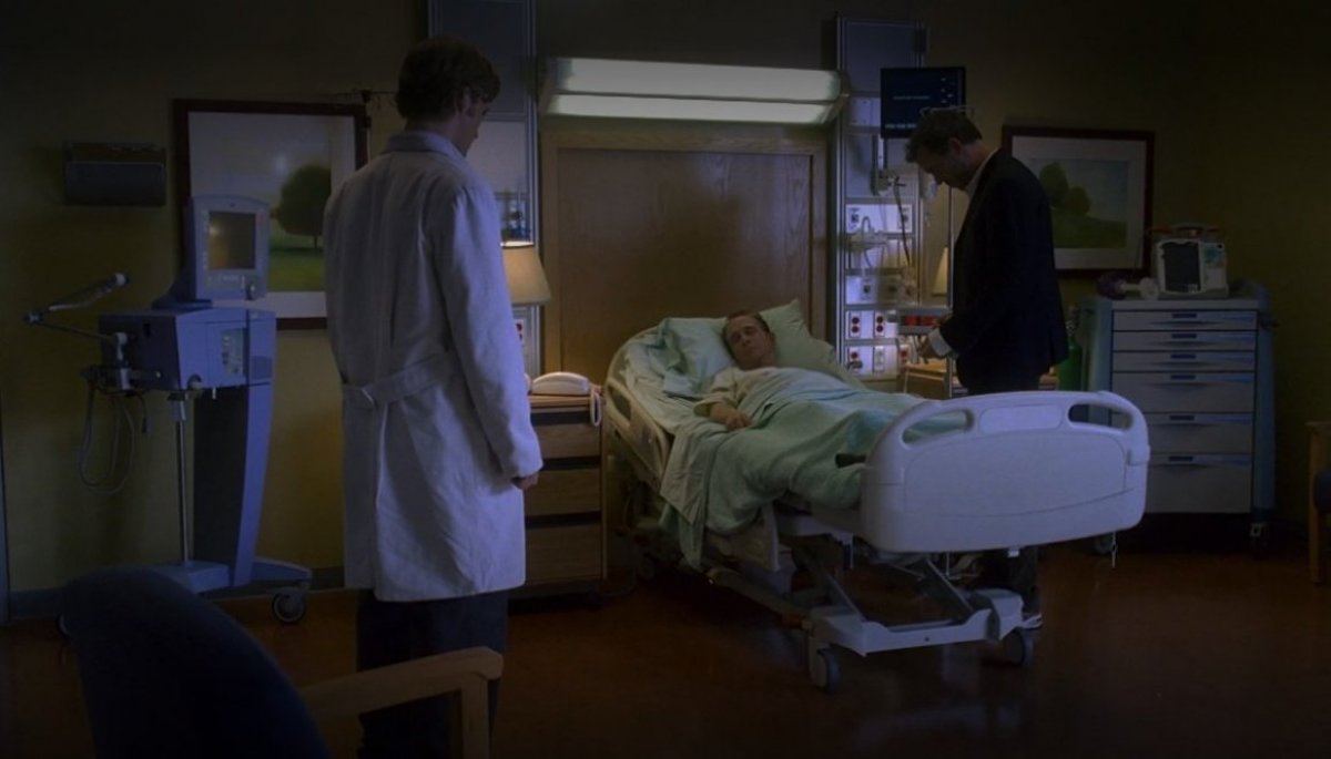 Dr. House Temporada 3 Capítulo 3: Consentimiento informado | TVN