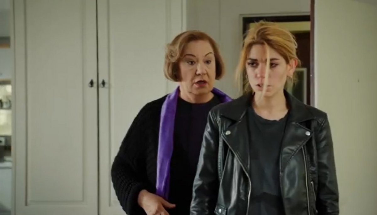 El triste espectáculo de Efsun | TVN