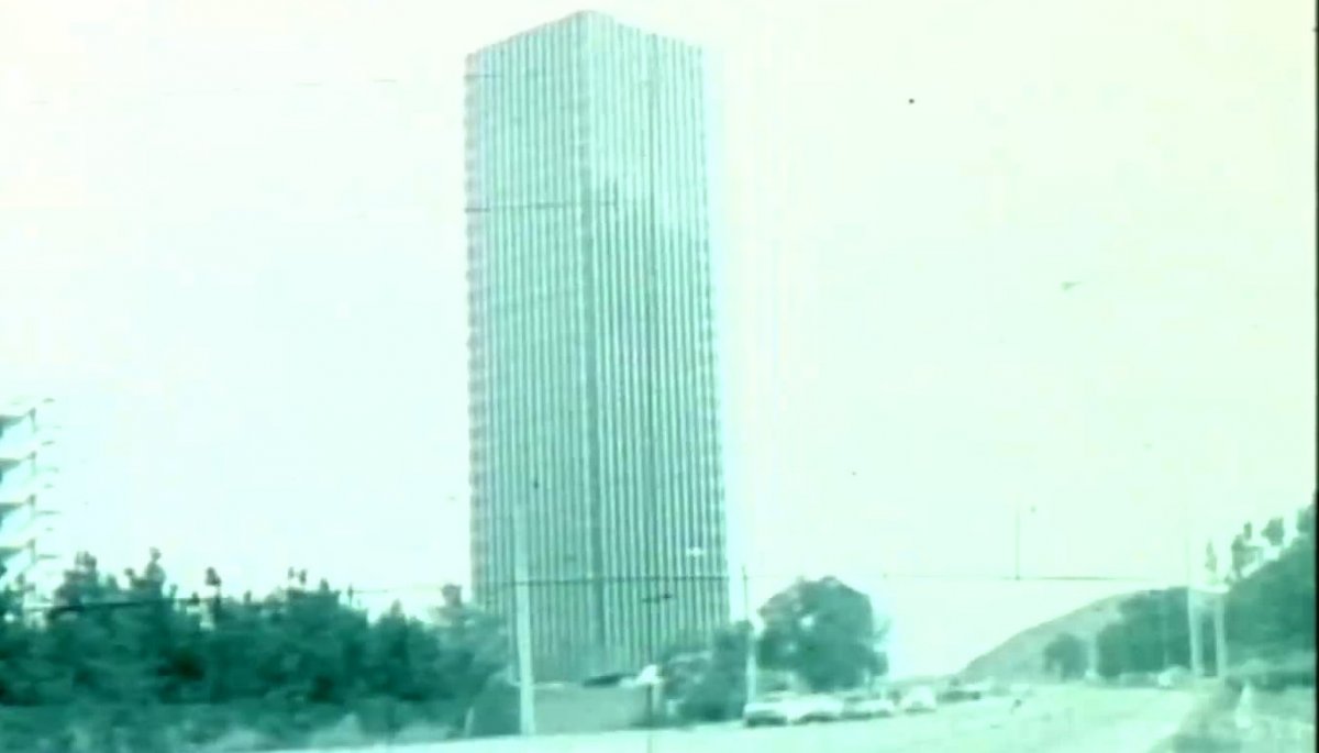 La Torre Santa María: Cuando Chile tocó el cielo | TVN