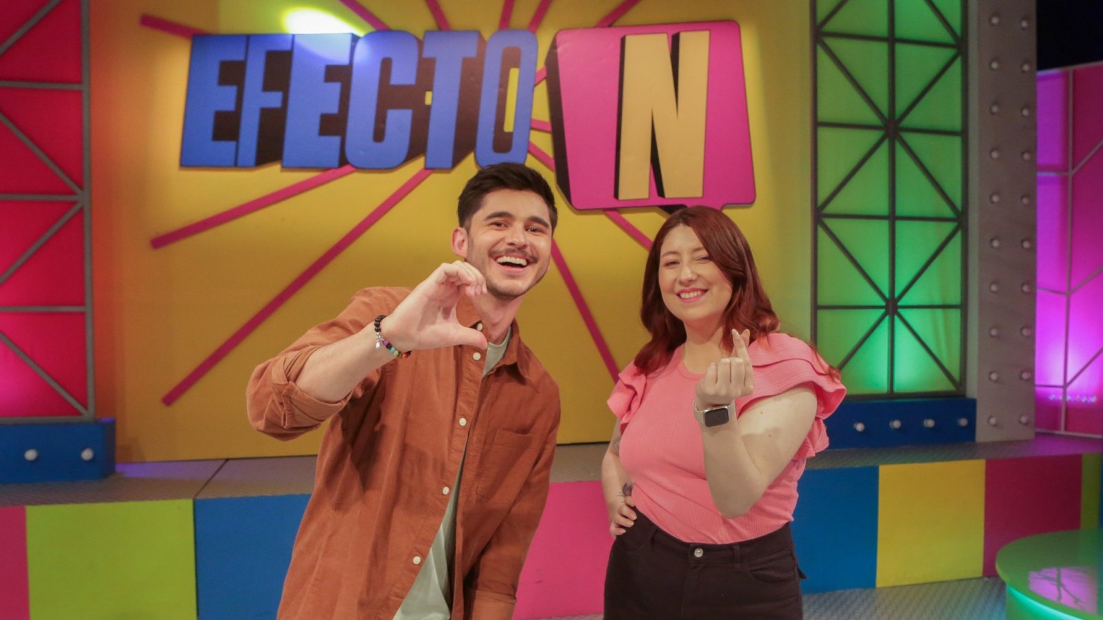 Completa los datos y únete a la comunidad "Efecto N" en NTV | TVN