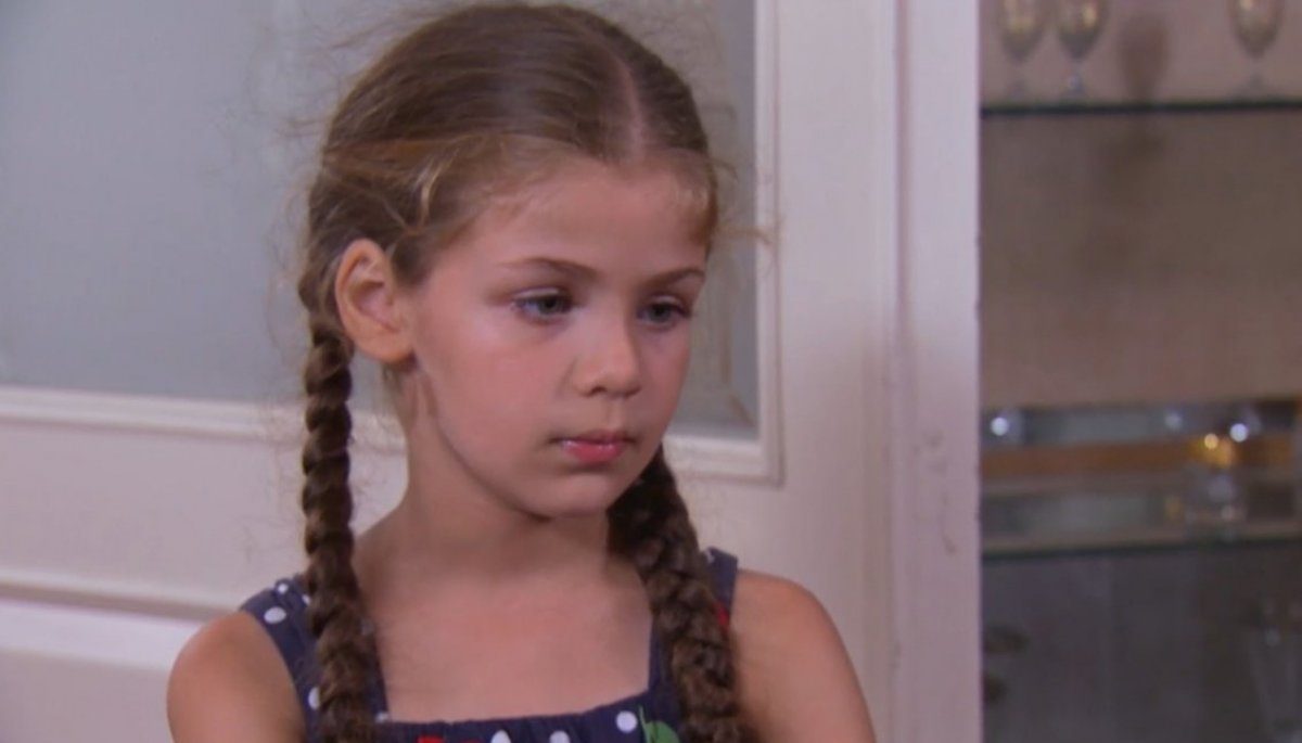 Elif se presenta en la familia: Así fue le momento de "Elif" | TVN