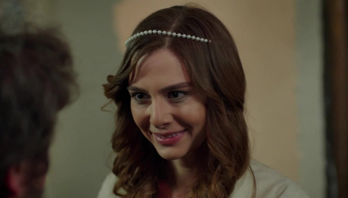 Me robó mi vida - T1E265 | La boda de Bahar | TVN