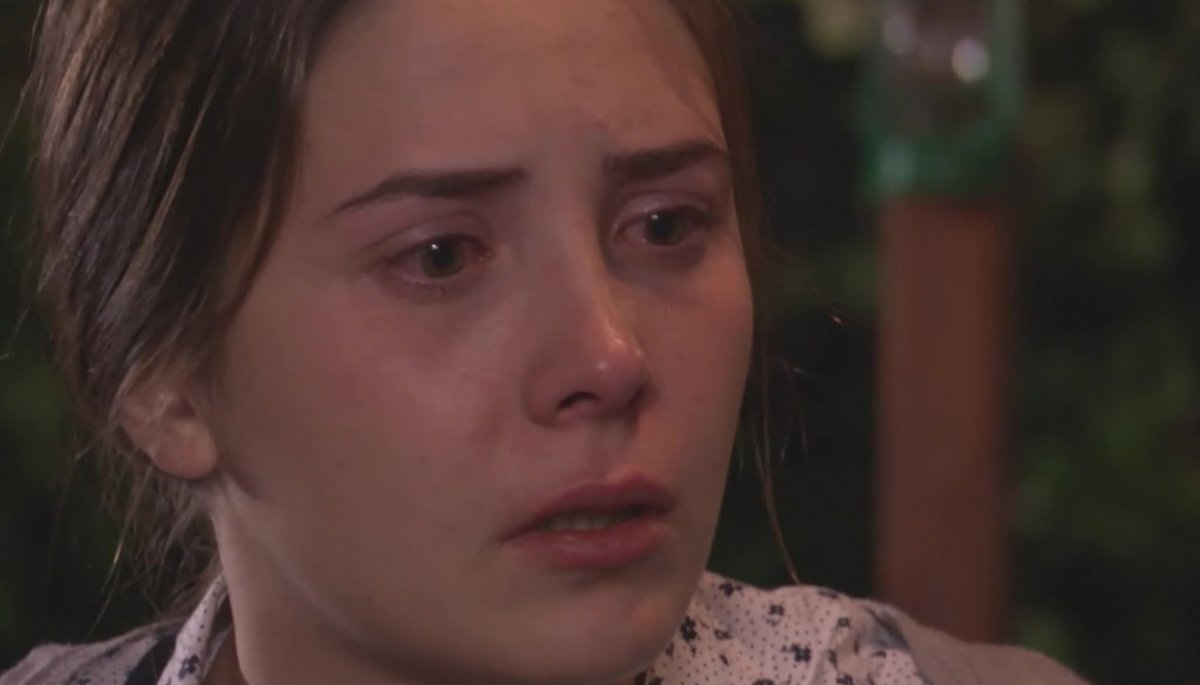 Elif - T1E34 | El trato | TVN