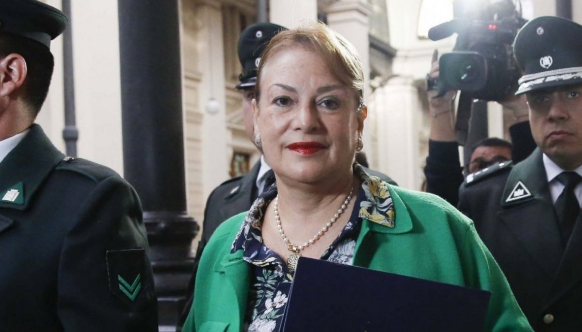 Corte Suprema remueve a Ángela Vivanco por antecedentes revelados en ...
