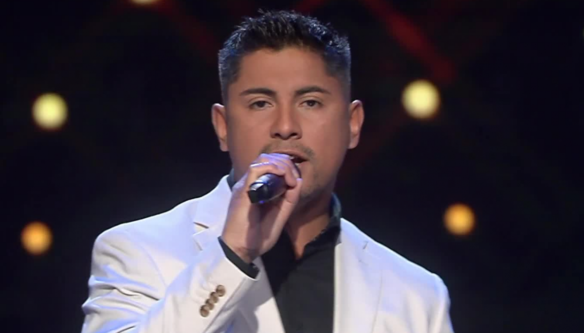 Jonathan hizo bailar al jurado con su tributo a Canela | TVN