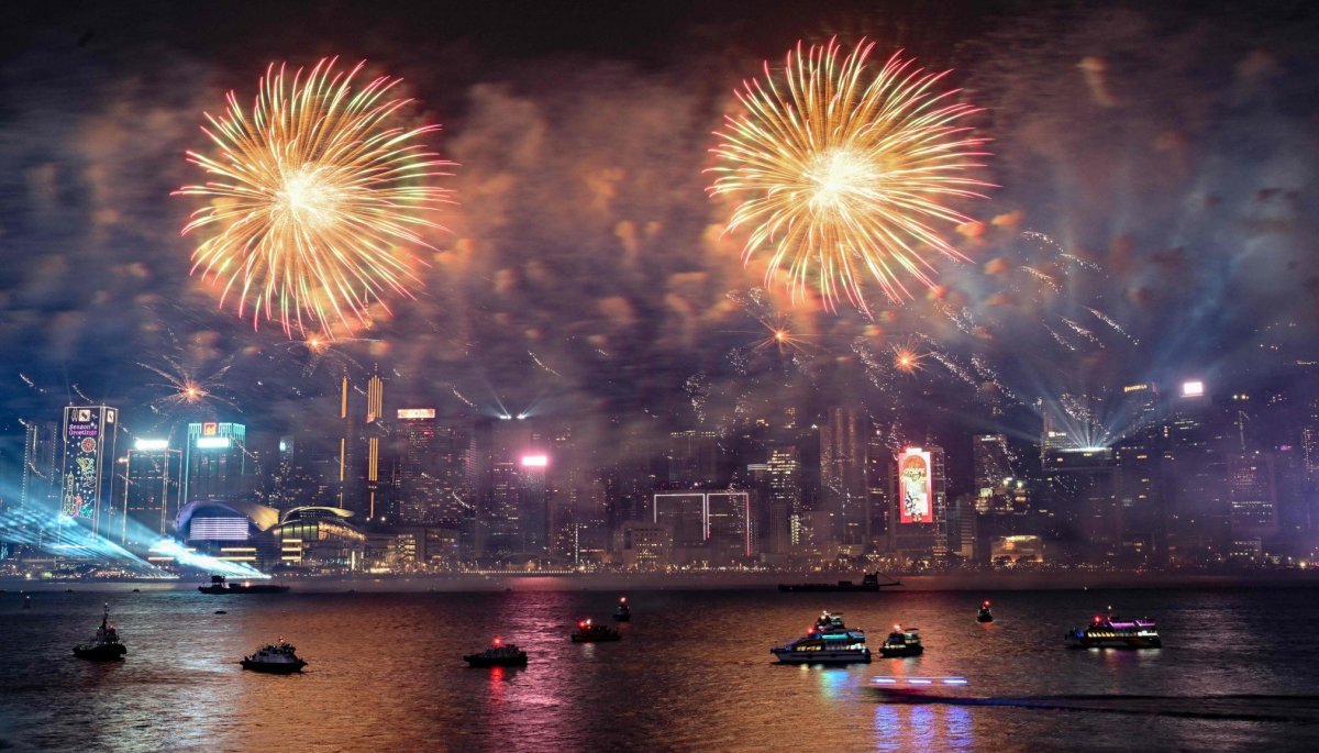 EN VIVO: Bienvenida Año Nuevo en el mundo y cuenta regresiva | TVN