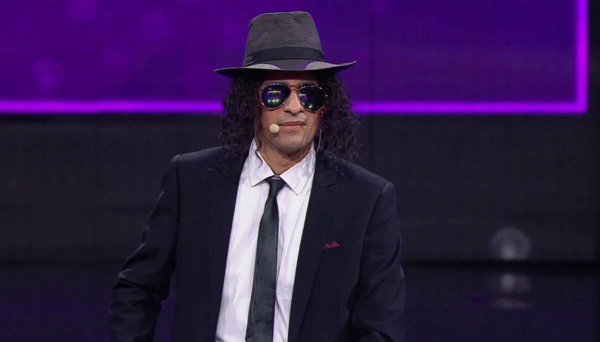 Isaac Espinoza no logró convencer como Michael Jackson | TVN